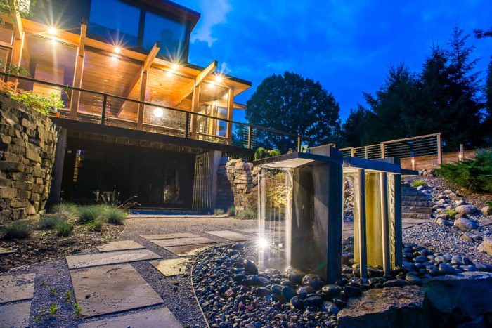 Zen Modern Water Feature - Lotus Gardenscapes